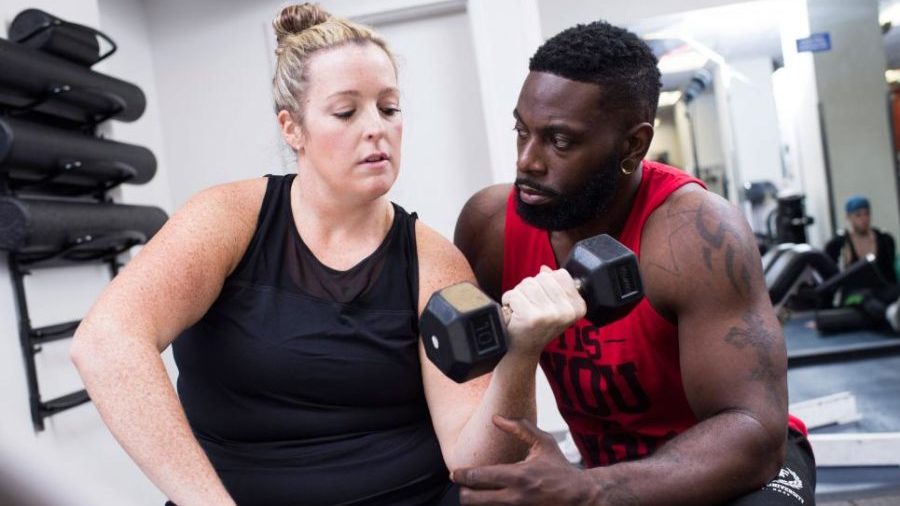 Personal trainers engordam para depois emagrecerem com seus clientes na ...