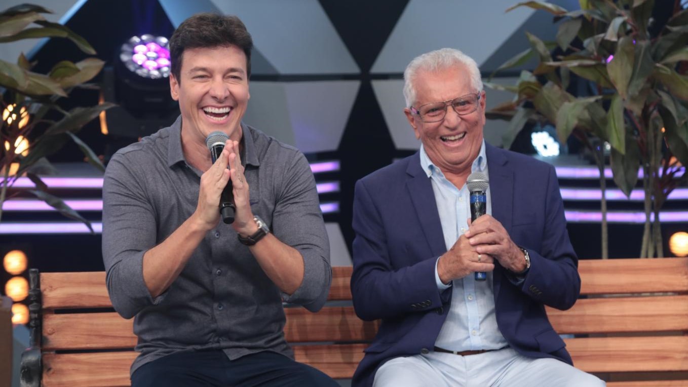 Rodrigo Faro e Carlos Alberto de Nóbrega dançam músicas de Anitta no ...