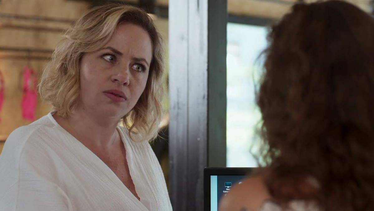 Malhação: Regina irá questionar Rita sobre namoro com Guga