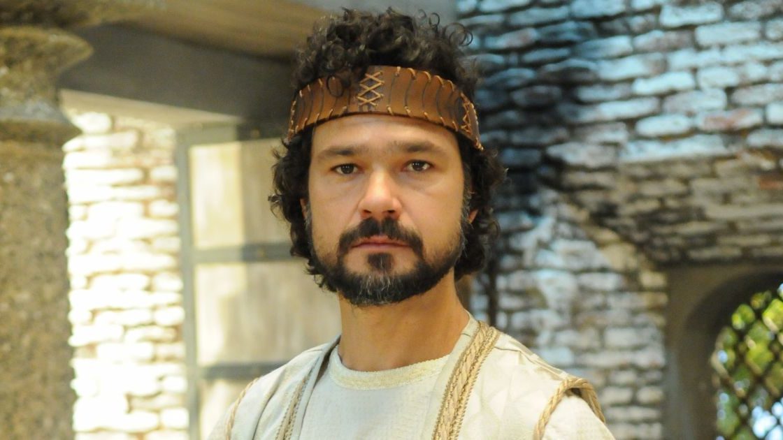 Gabriel Gracindo renova contrato com a Record TV - Observatório da TV