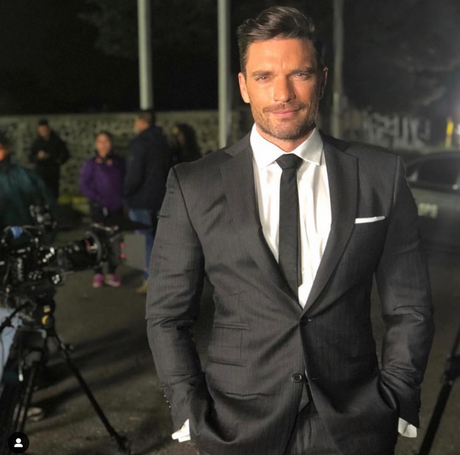 O sucesso de Julián Gil no Brasil, com A Que Não Podia Amar