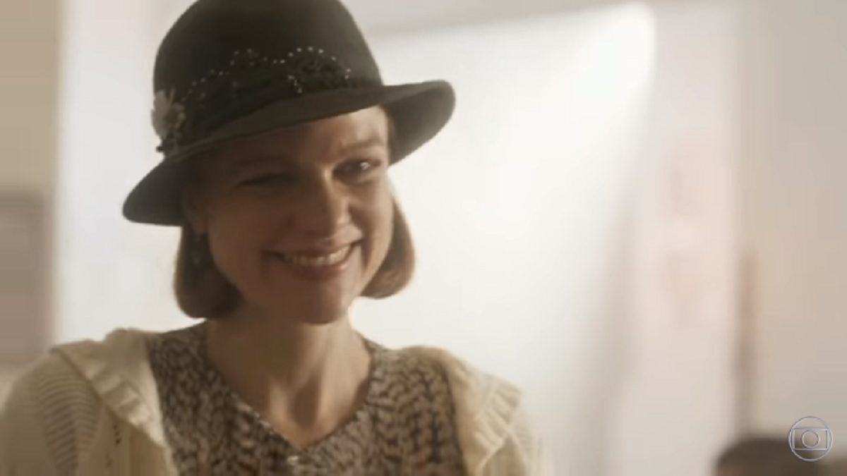 Mesmo gostando de Zeca, Olga decide conquistar Almeida - Observatório da TV