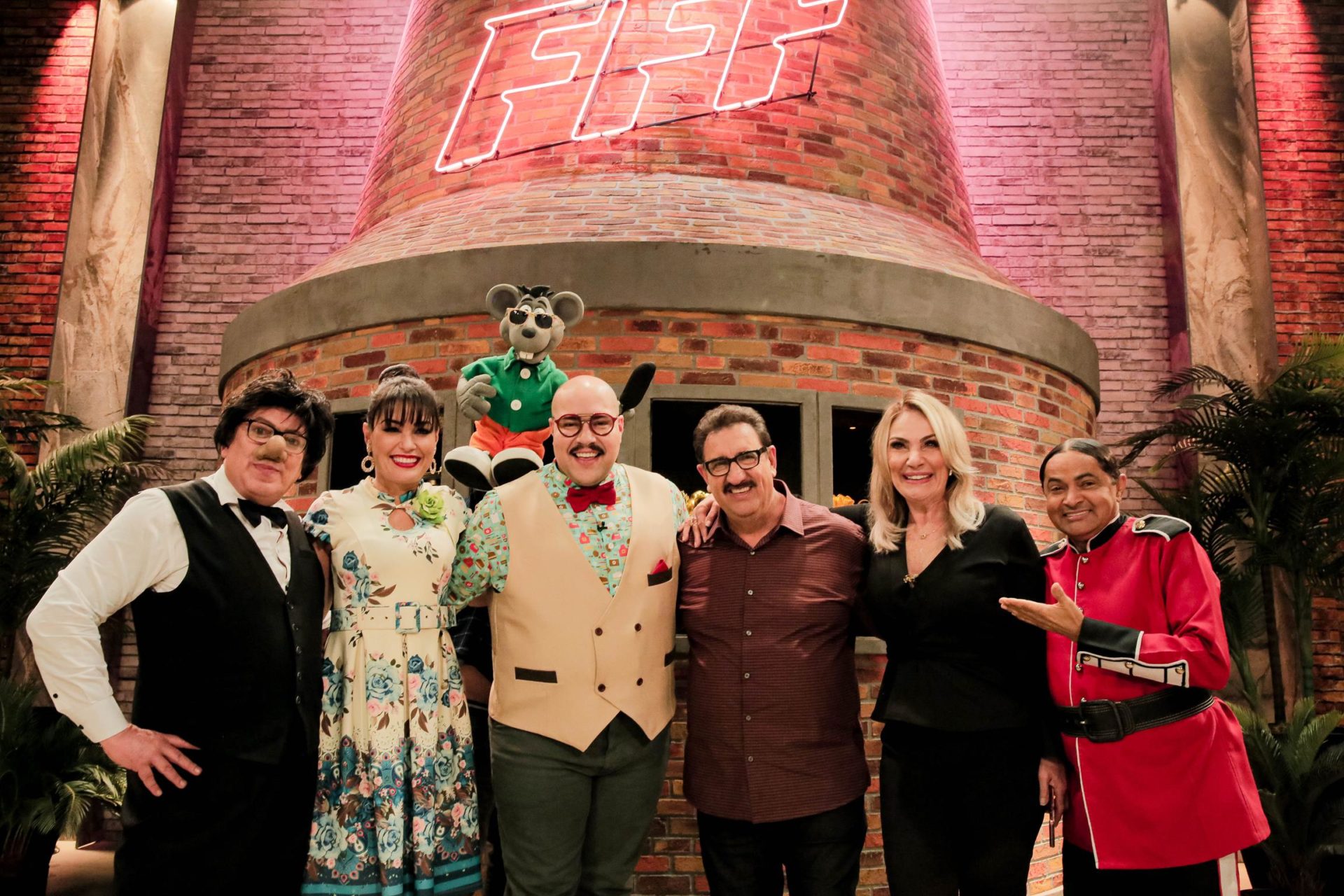 Ratinho participa do próximo Famílias Frente a Frente