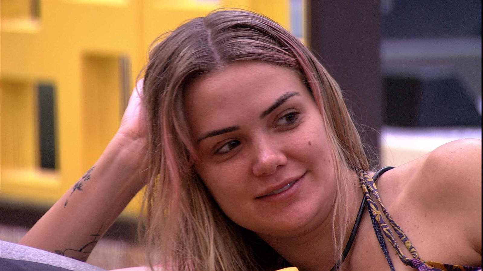 Marcela causa polêmica ao debochar de Babu e web se revolta ...