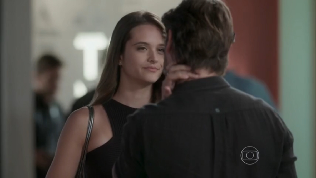 Cassandra ameaça revelar segredo de Rafael: "Eu sei o que você fez no ...