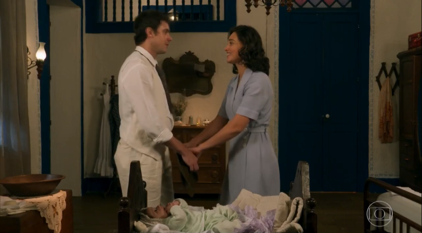 Êta Mundo Bom!: Filomena diz que não vai morar com Candinho