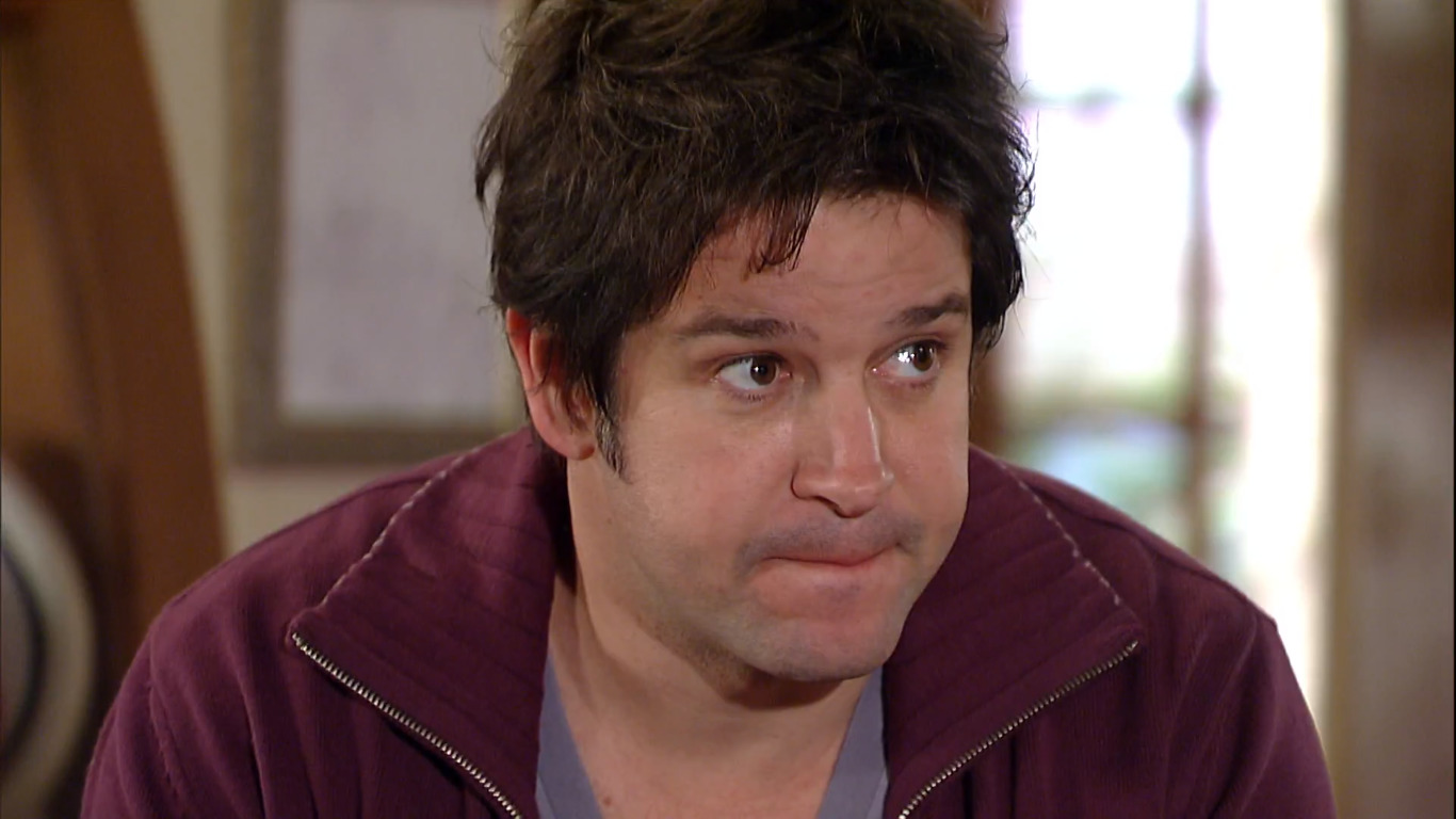 Tititi: Ariclenes fica em apuro com visita de Jaqueline