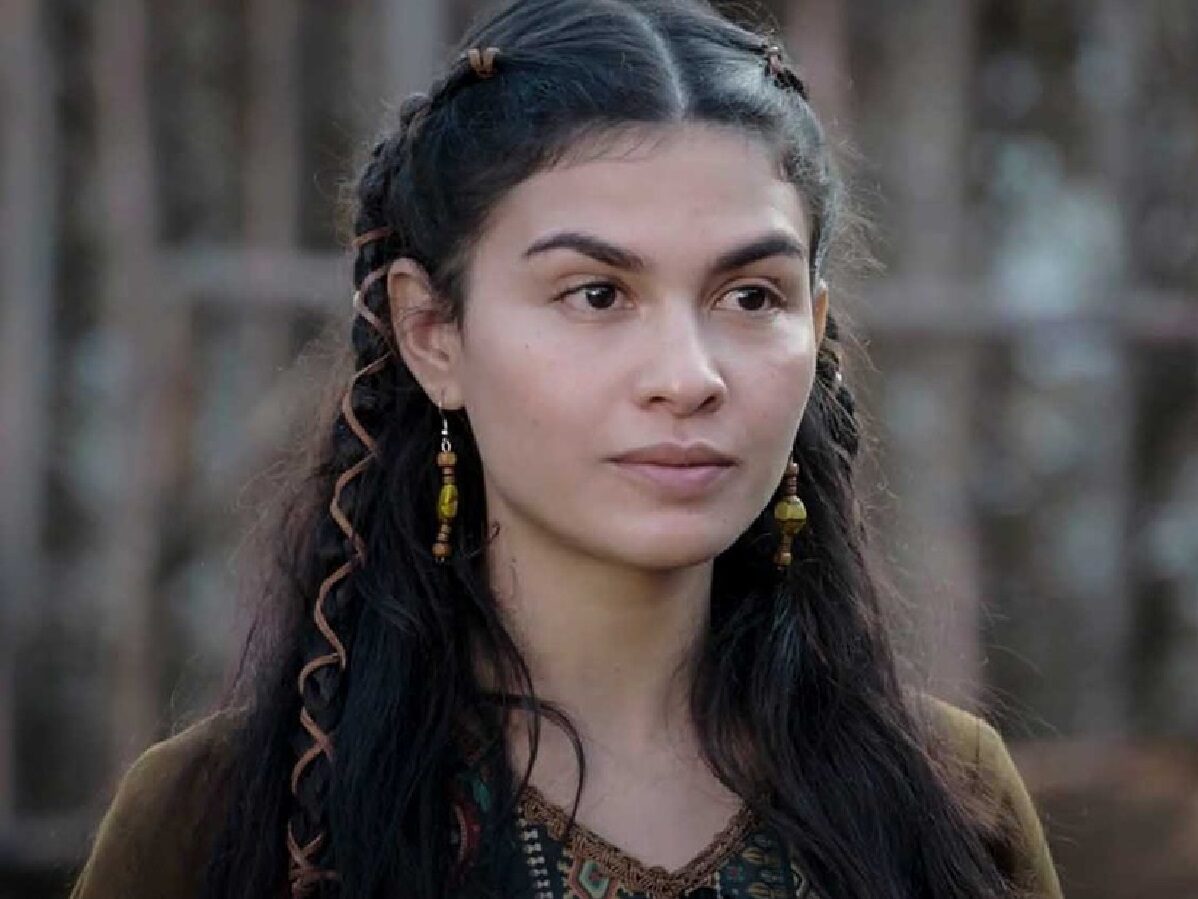 Allana Lopes, a Bila de Gênesis, deve fazer Poliana Moça