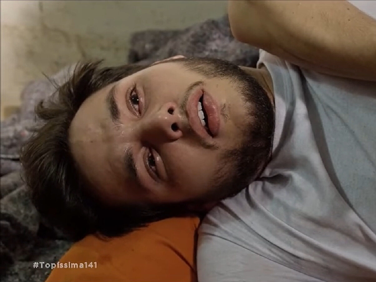 Topíssima: Na prisão, Bruno é esfaqueado até a morte