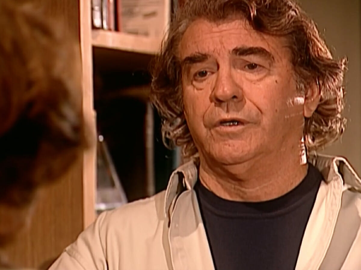 O Clone: Albieri tem problemas com Edna após ir atrás de Deusa