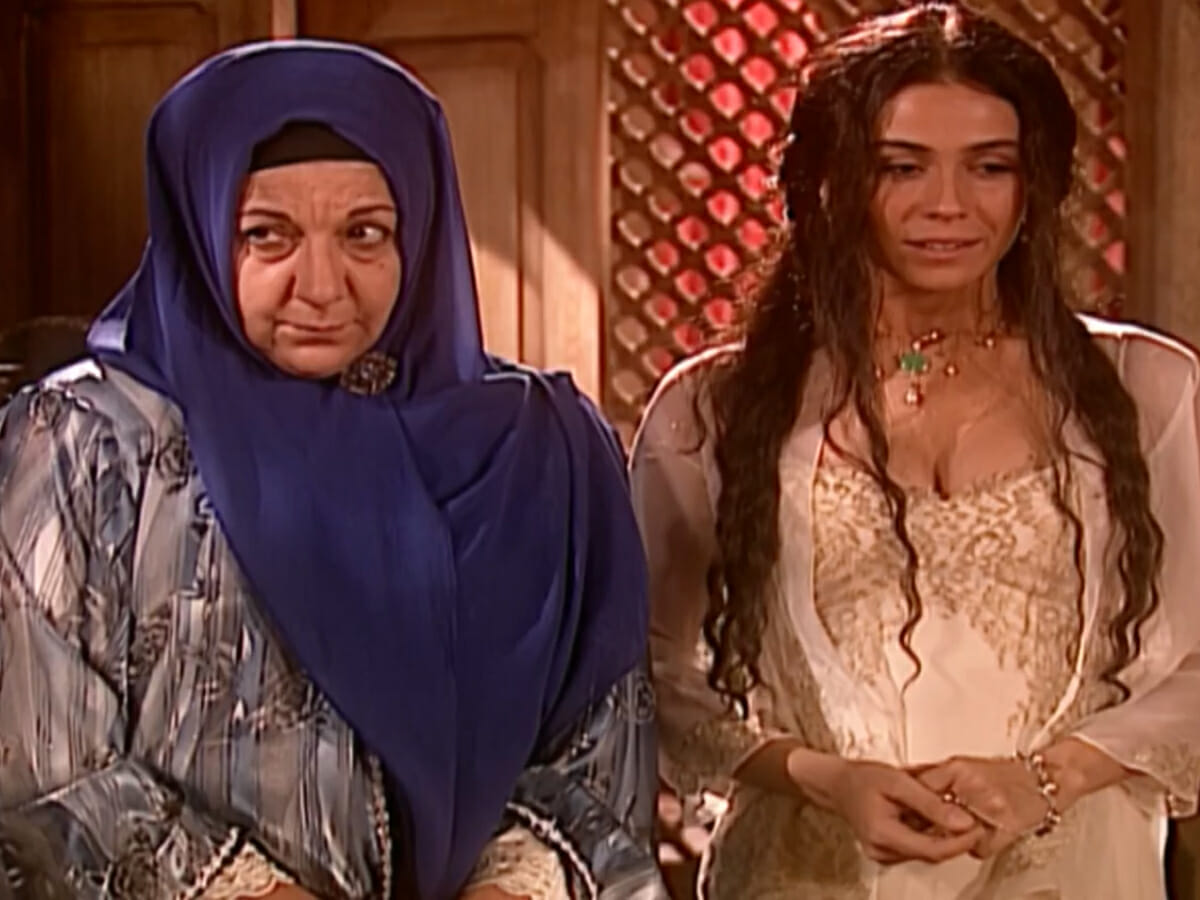 O Clone: Jade descobre que vai voltar ao Brasil e se anima