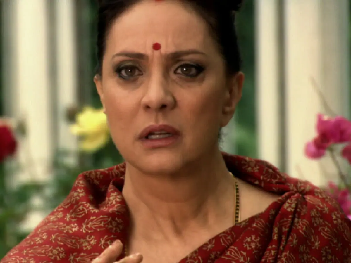 Caminho das Índias: Opash conta toda a verdade para Indira