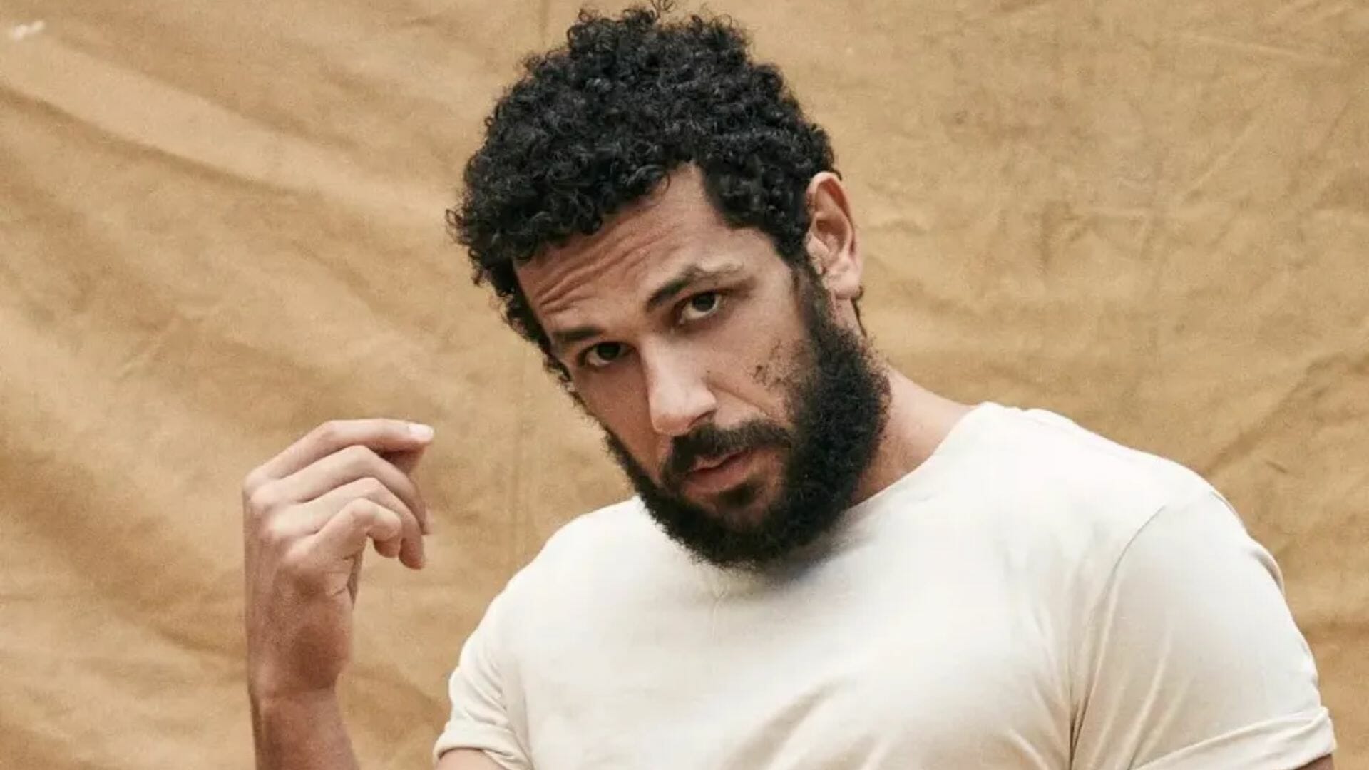 Quem é o namorado de Amaury Lorenzo? Detalhes da vida íntima do ator de ...