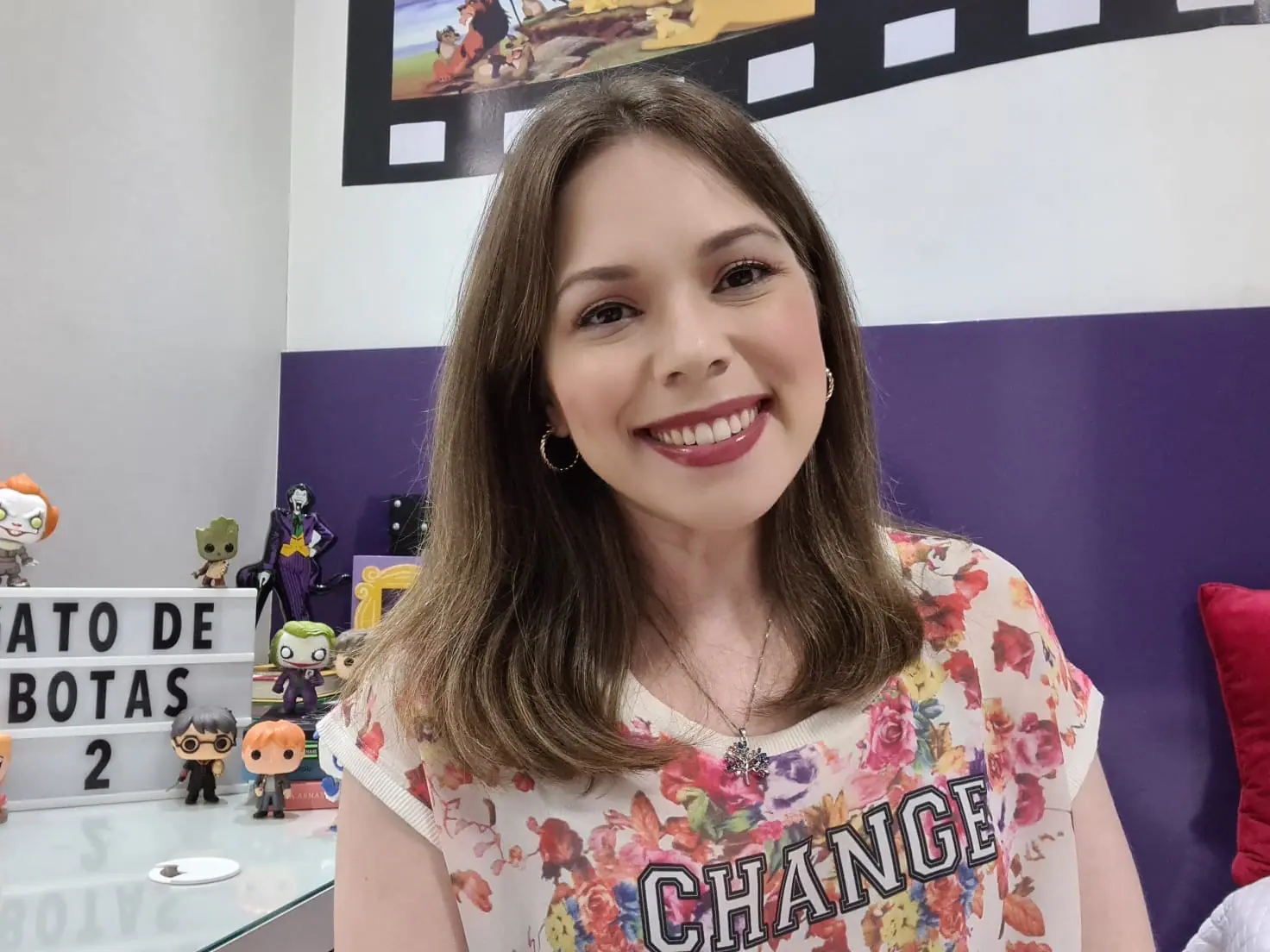 Conheça Camila Savioli e o Pipoca na Madrugada, site de entretenimento