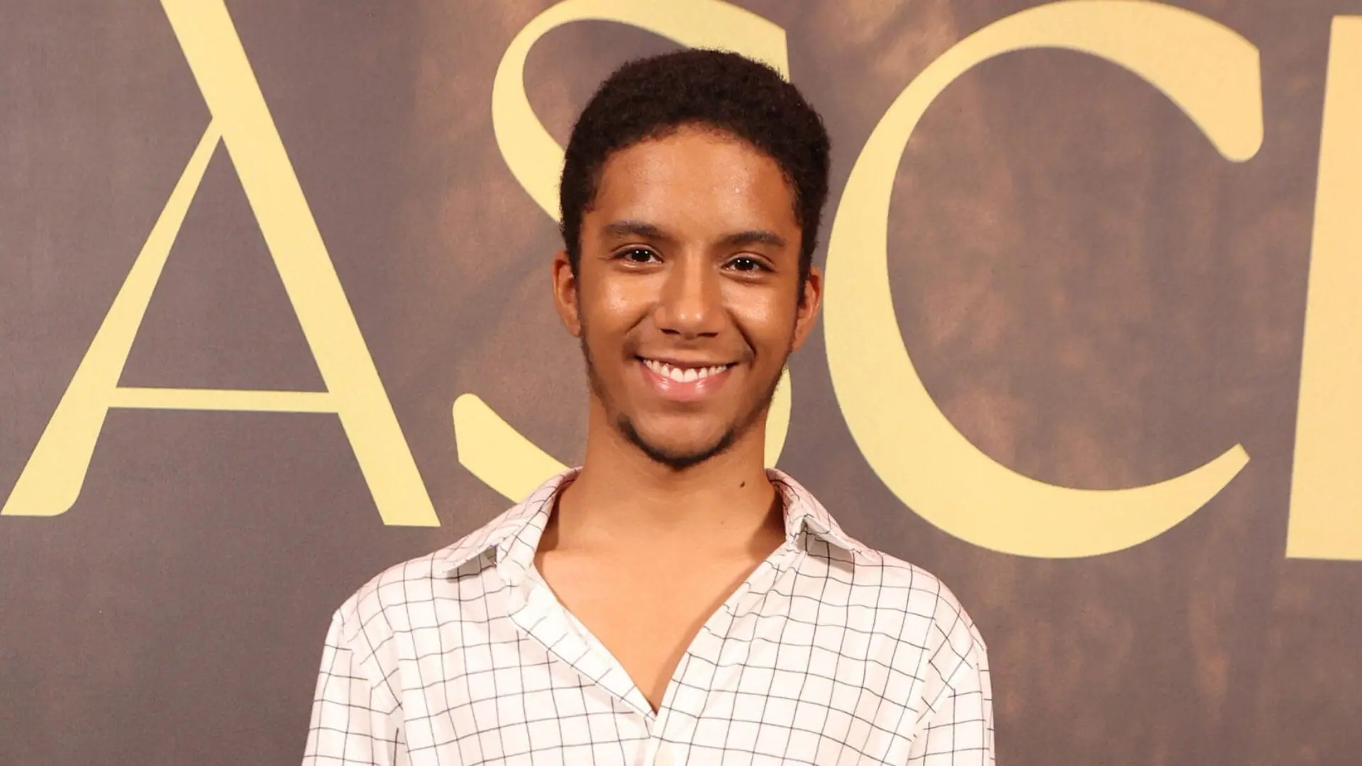 Quem viveu Neno na novela Renascer em 1993?