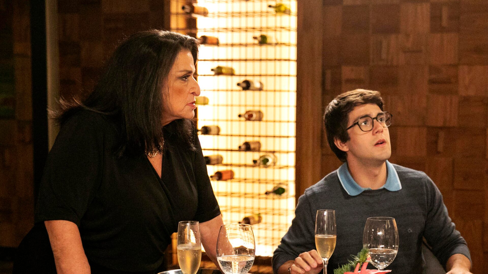 Leda surpreende Guto com atitude em Família é Tudo