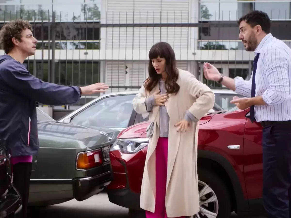 Netflix divulga trailer oficial da 2ª temporada de Invejosa e anuncia ...