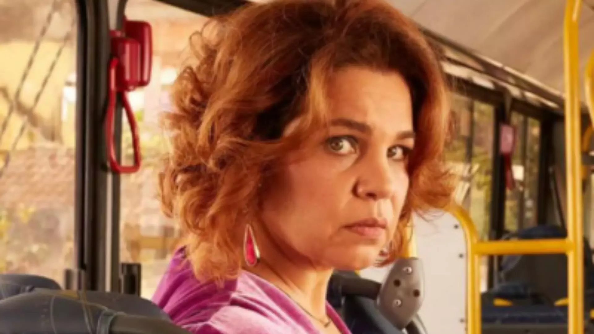 Violeta vira Nazaré, rouba bebê e enterra Cacá de vez no final de Volta ...