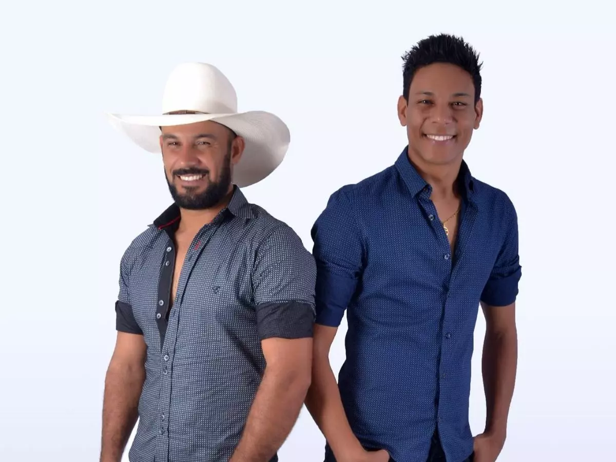 Dupla Sandro e Ronaldo anima o Terra da Padroeira - Observatório da TV